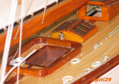 Maquette de Tuiga - Yacht classique | Made in BREIZH